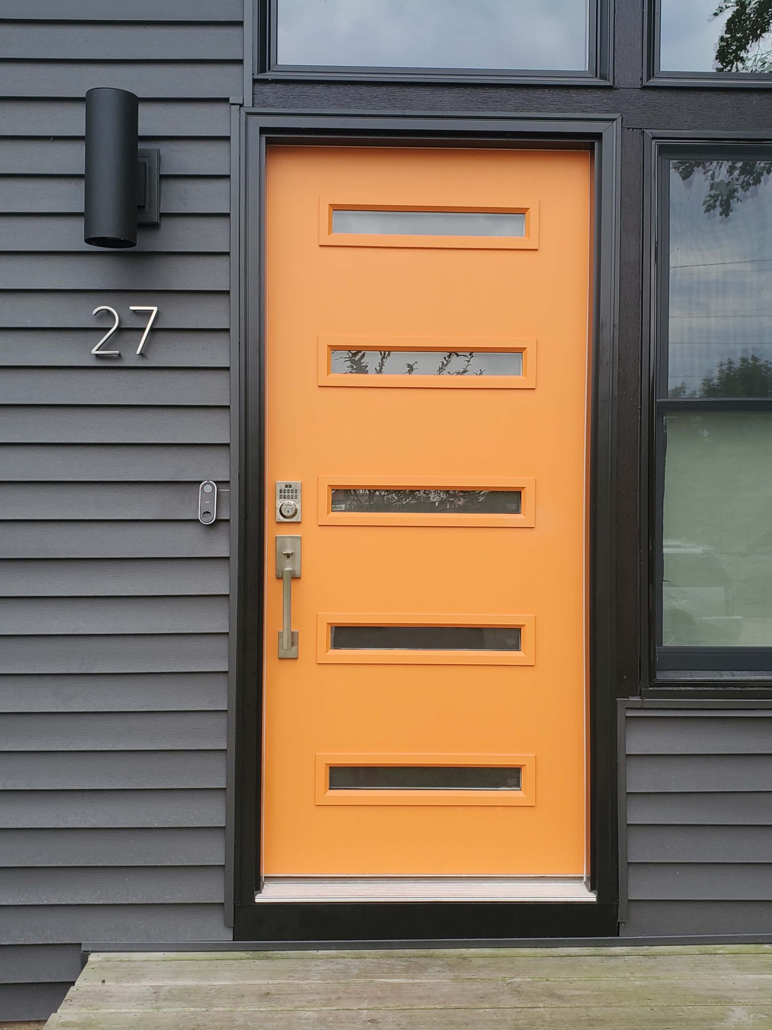 Groovy Midcentury Entrance - Waudena