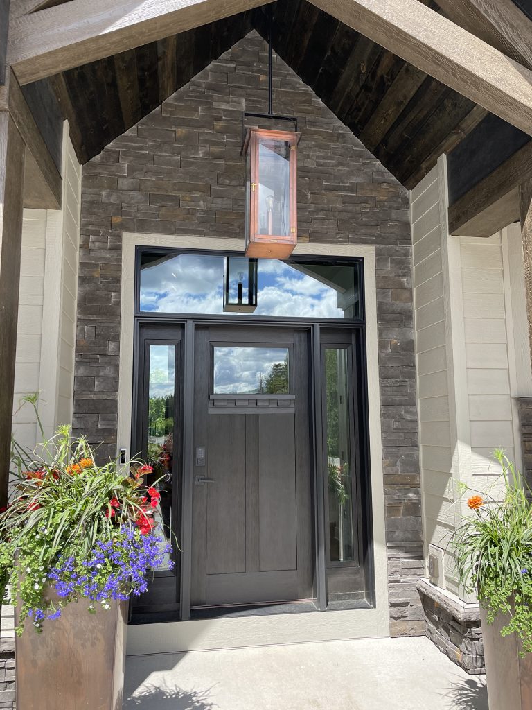 Custom Craftsman Entryway - Waudena